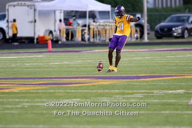 PHOTOS: Calvary Baptist 52, Wossman 20 | Gallery | hannapub.com