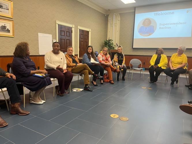 Greaves teaches love transcends all | Community | hannapub.com