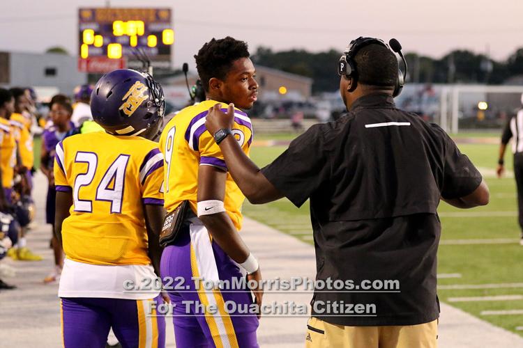 PHOTOS: Calvary Baptist 52, Wossman 20 | Gallery | hannapub.com