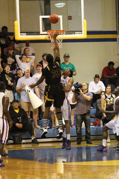 Neville vs. Wossman (Boys Basketball) | The Ouachita Citizen | hannapub.com