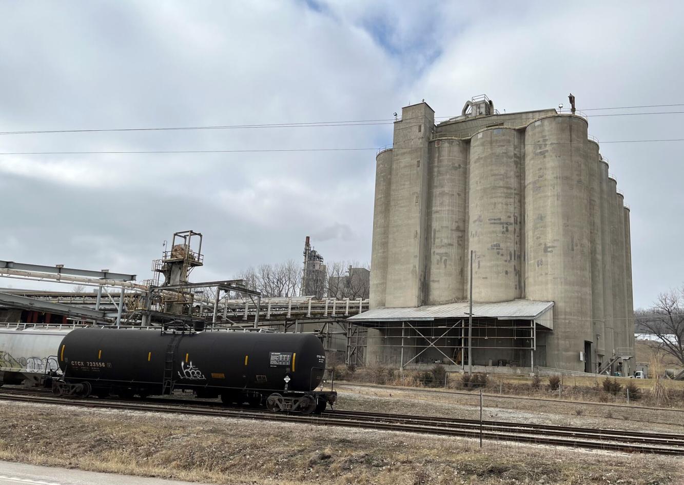 New contract announced between Continental Cement Co., United ...