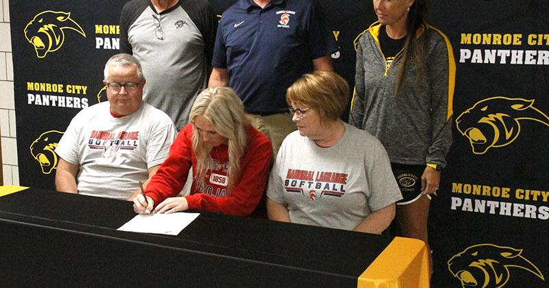 Emily Freidank commits to HLGU for softball | Sports | hannibal.net