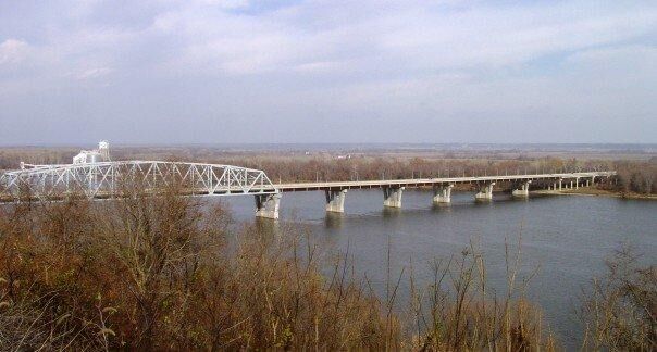 Mark Twain Bridge reopens ahead of schedule with one lane each ...