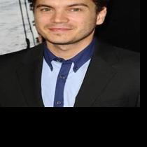 Emile Hirsch Is Going to Be a Dad! | Article | hannibal.net
