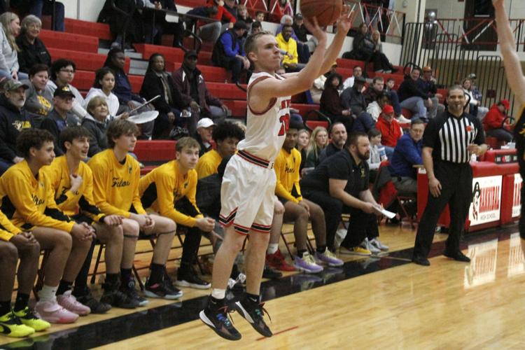 Hannibal stung by conference foe Fulton on senior night | Sports ...