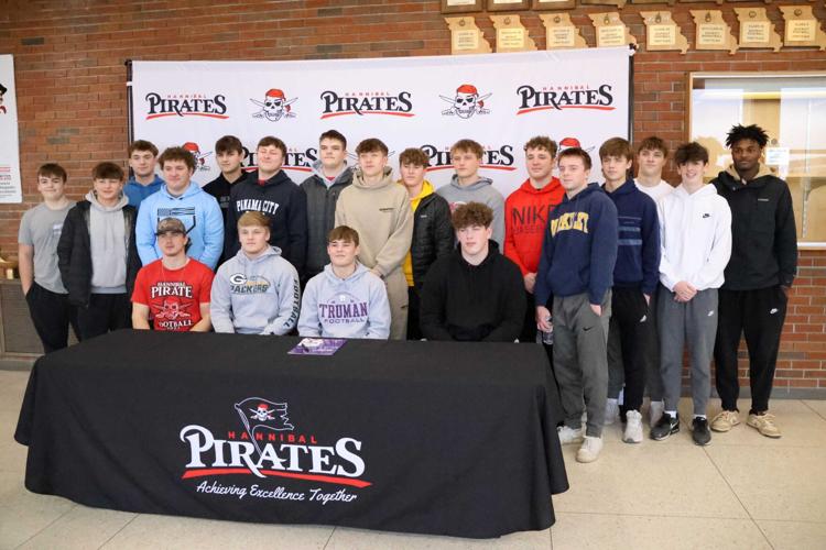 Hannibal senior Waylon Anders takes next step and commits to Truman ...