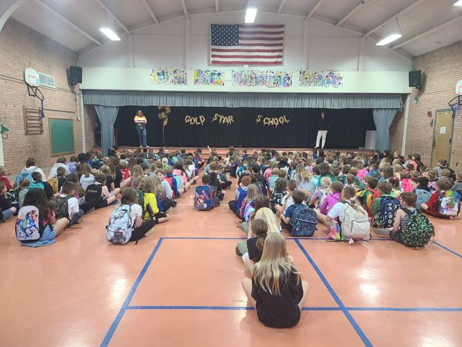 Oakwood Elementary recognized as Missouri Gold Star School | News ...