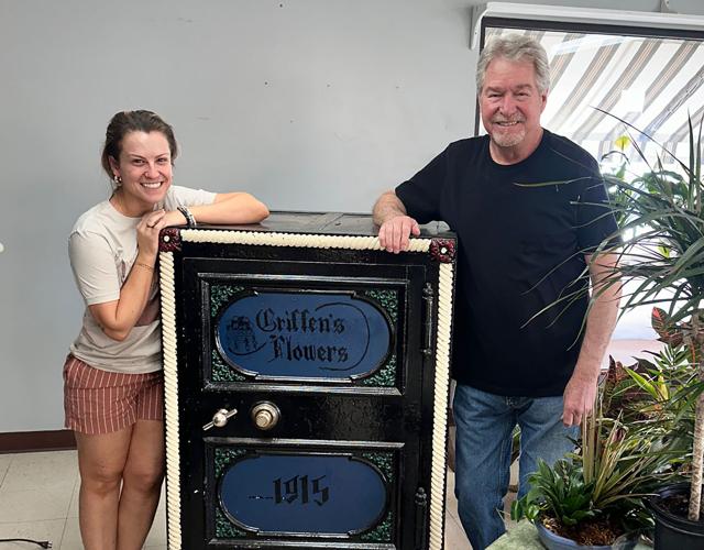 New chapter beginning for flower shop’s legacy | News | hannibal.net