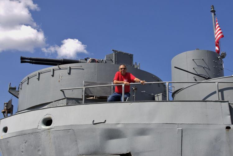 WWII landing ship docks in Hannibal Riverfront for extended weekend ...
