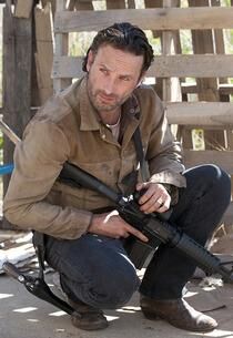The Walking Dead: Did Rick Hand Over Michonne to The Governor? Who Died ...