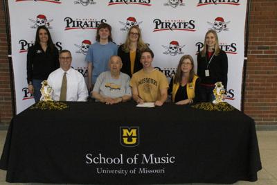 Hannibal senior Michael Hark commits to Mizzou for vocal music | News ...