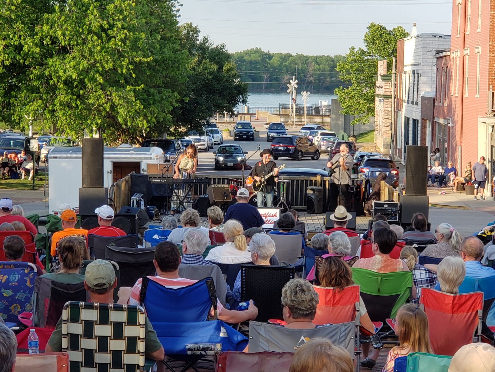 Brief council meeting sets events for downtown later this month | Local ...