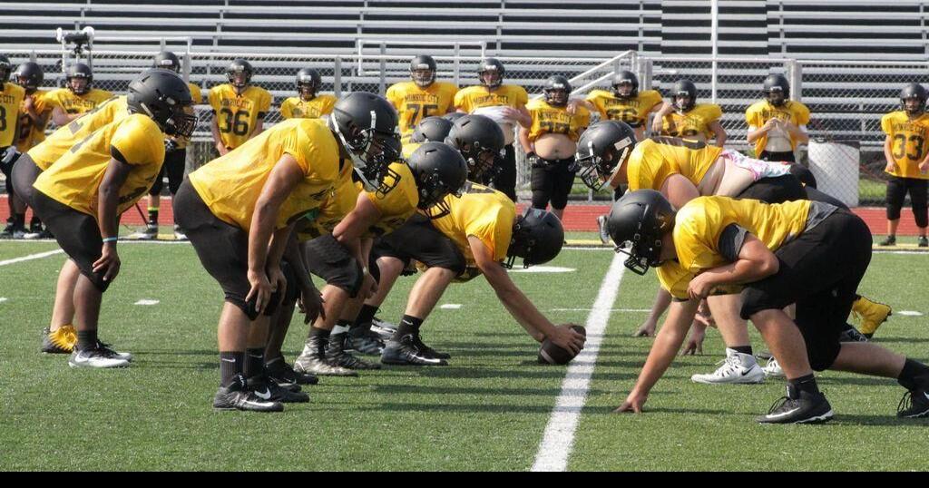 Suffocating defense keys Monroe City's winning streak | Article | hannibal.net