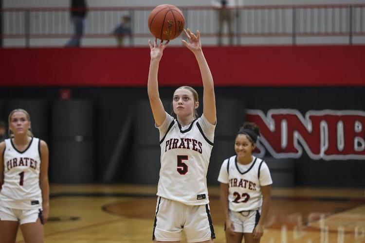 Lady Pirates unable to keep pace with Kirksville | Sports | hannibal.net