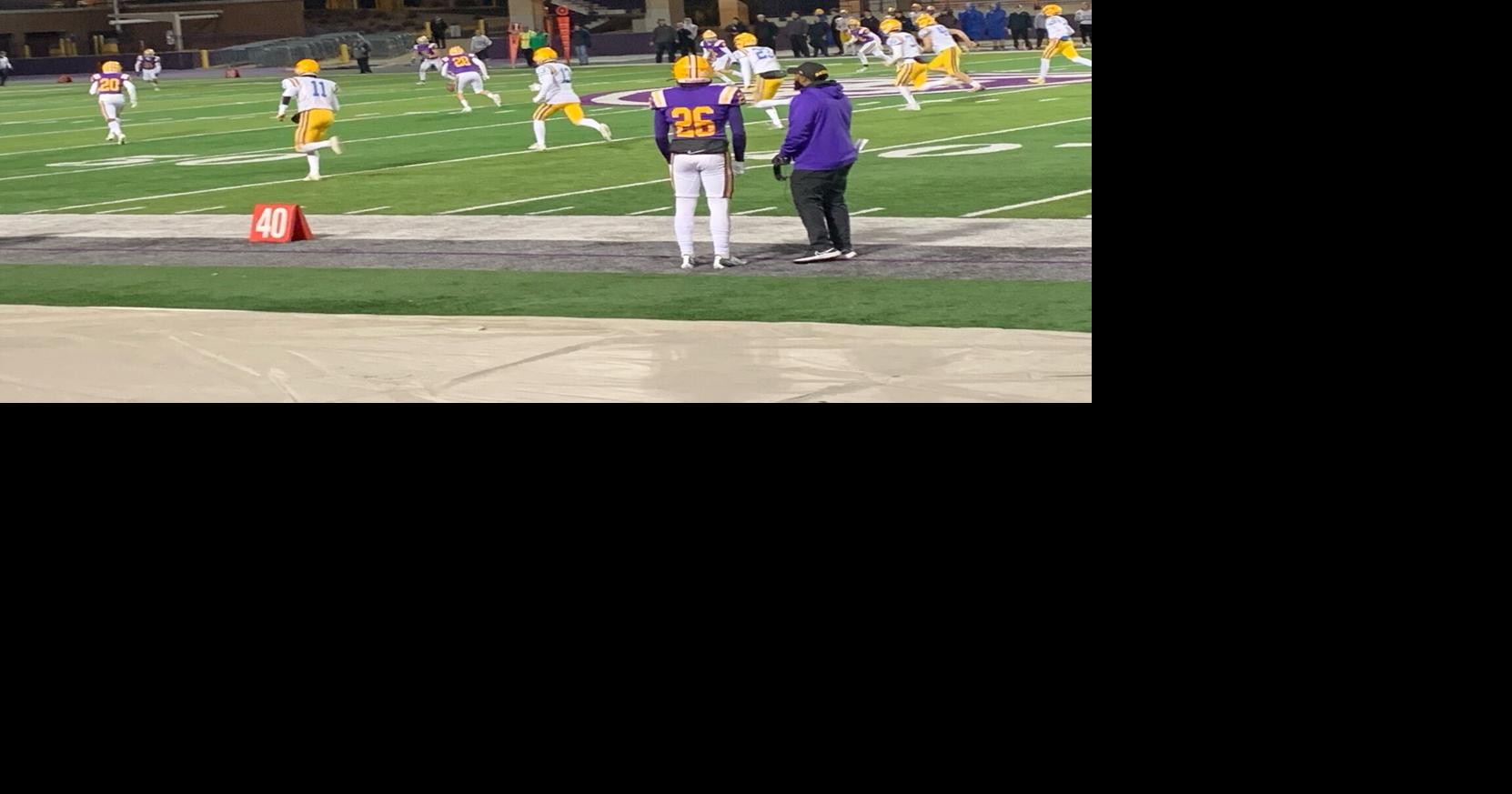 Raiders down Cretin-Derham Hall 21-17 in regular season finale | Local ...