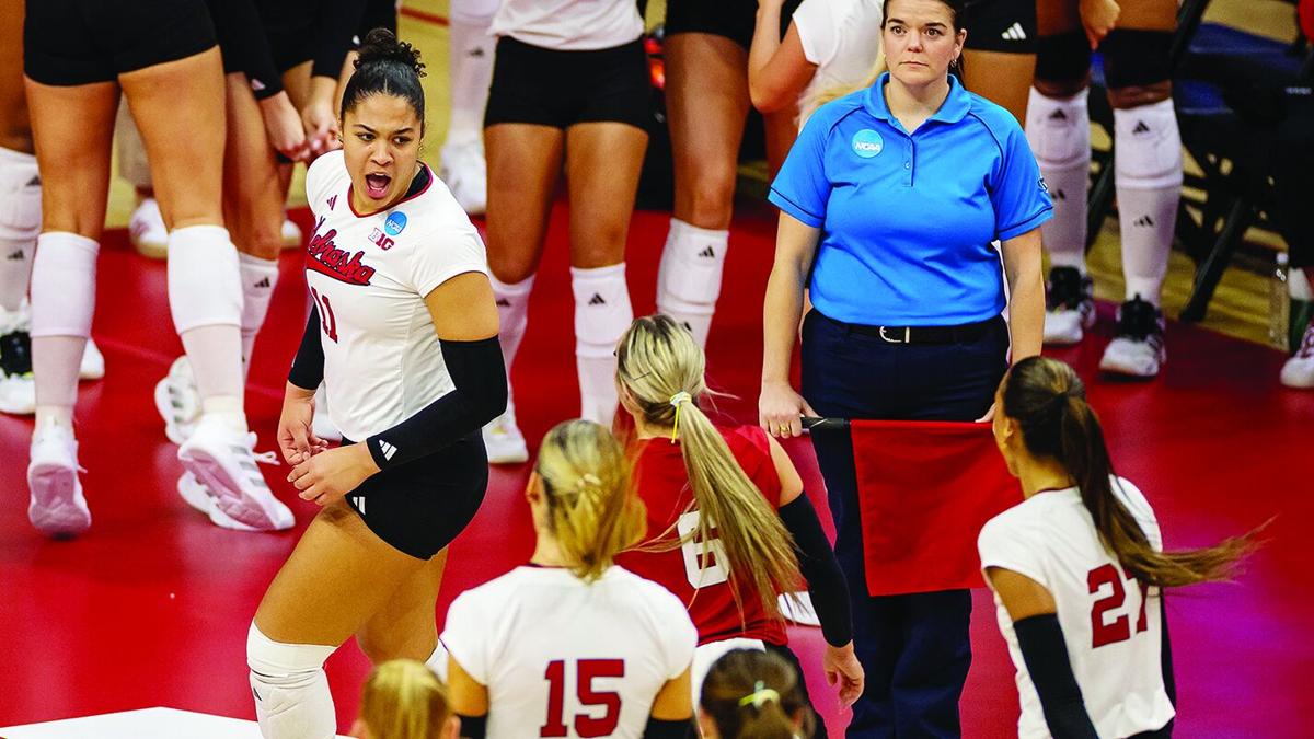 No. 1 Nebraska volleyball sweeps KSU, advances to NCAA Tournament Sweet ...