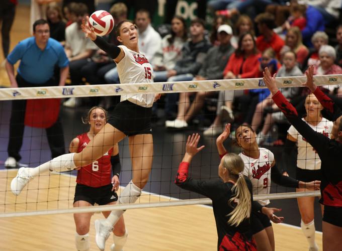 Nebraska's spring match provides opportunity many fans may never get ...