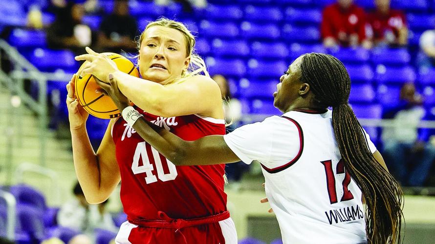 Nebraska's Amy Williams, Alexis Markowski reflect on ending of season ...