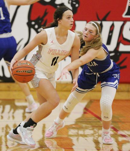 Fillies fend off late Hawkettes' rally | Sports | hastingstribune.com