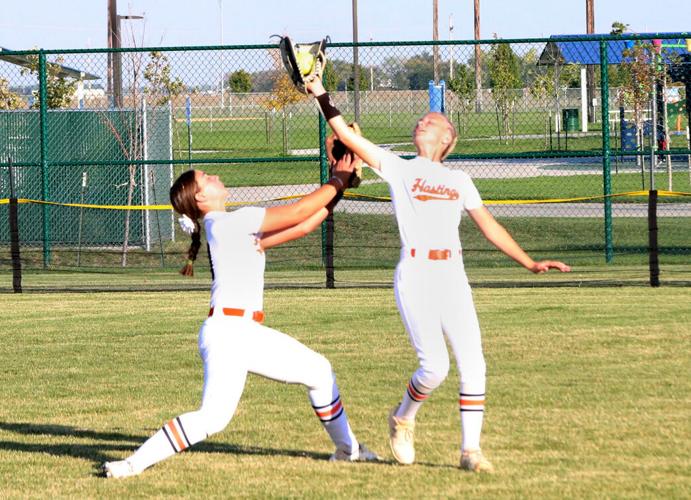 Hastings can't climb out of early hole in B-8 subdistrict semifinal ...