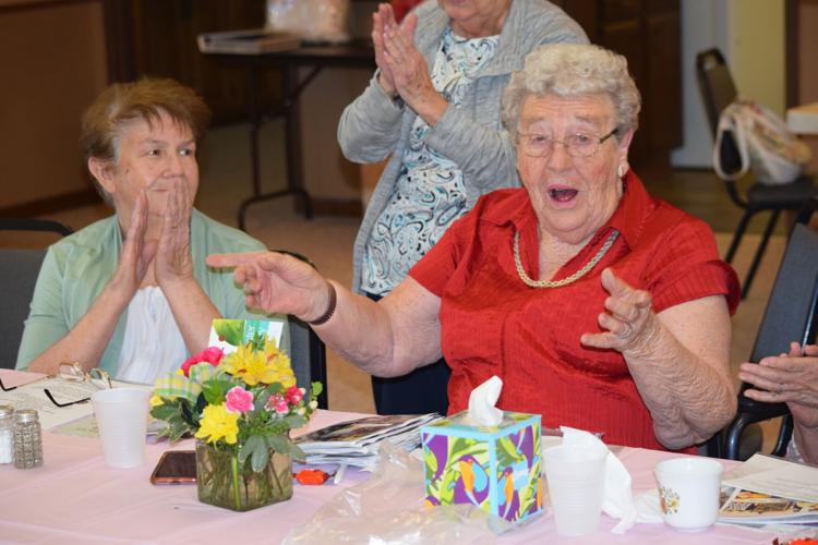 Edgar quilting group celebrates 1,000th donation with trip down Memory ...