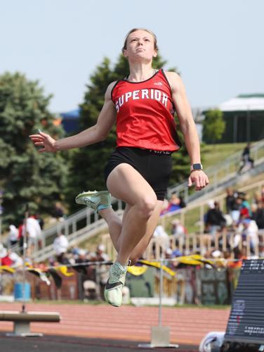 Class C girls: Vargas' penultimate race for STC leaves her smiling ...