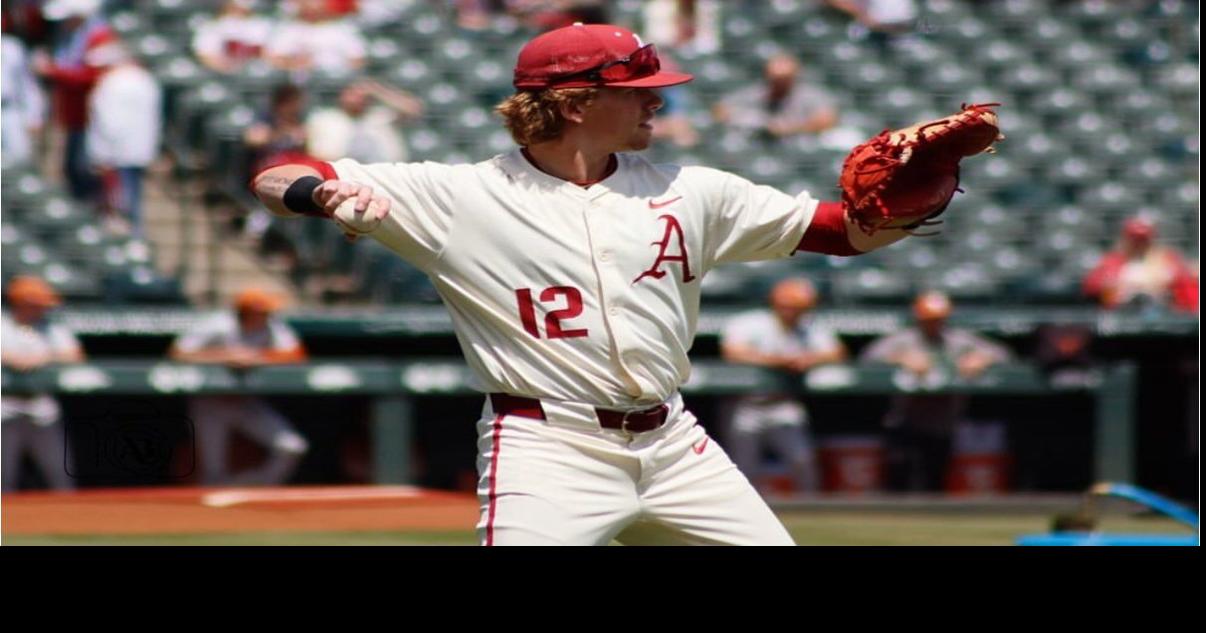 Former Arkansas catcher, Omaha native announces commitment to Nebraska ...
