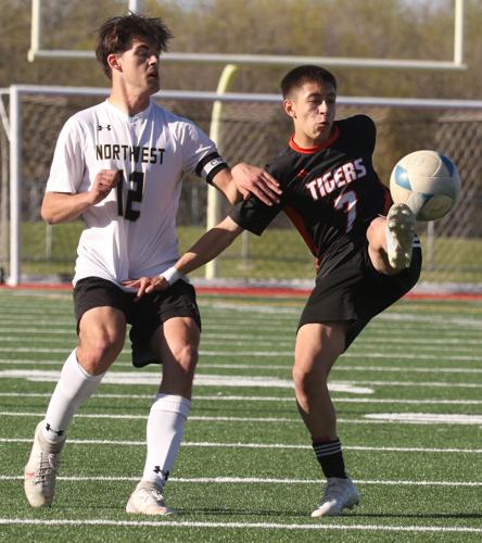 Tigers advance to district final after wild finish vs. rival Northwest ...