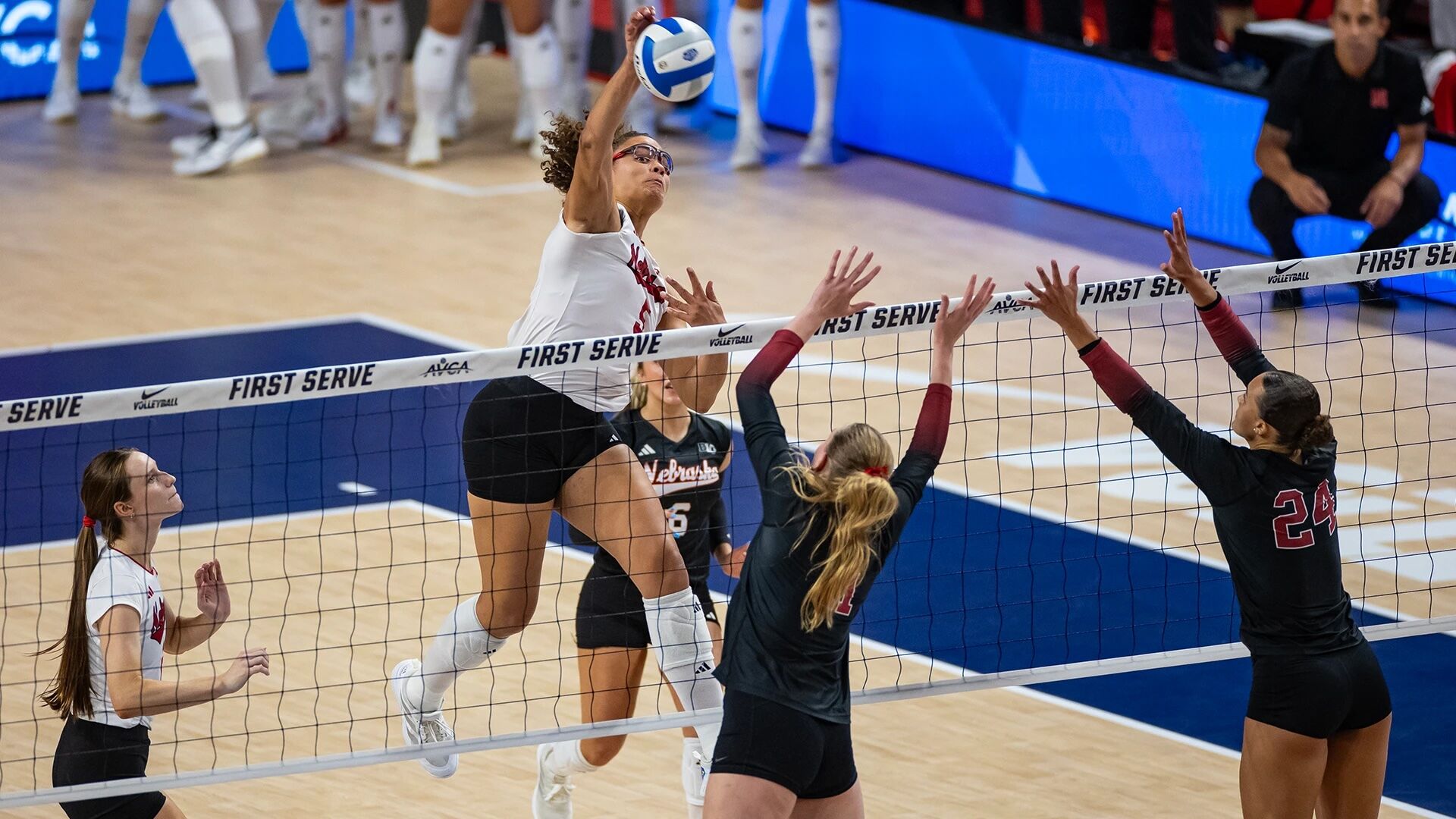 Frommer: AVCA First Serve wins over No. 3 Pitt, No. 6 Stanford show No ...