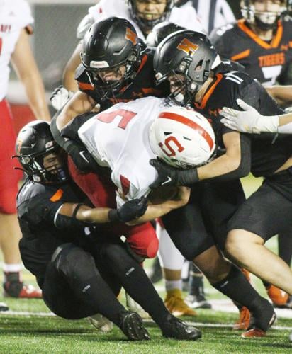 Tigers score in final seconds for 29-28 win over Scottsbluff | Sports ...