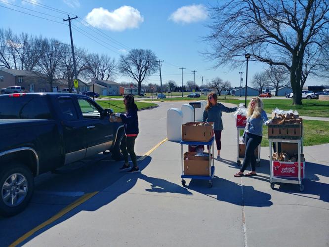 Demand high for HPS Grab and Go meals | Covid-19 | hastingstribune.com