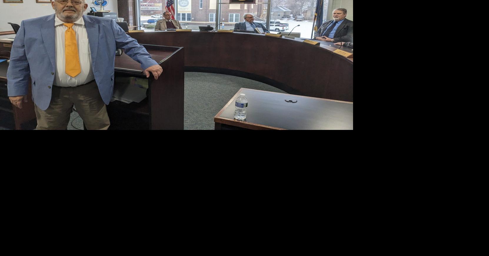 County commissioner Curtis lauded at final meeting | News ...