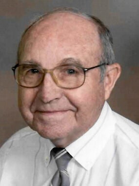 Walter J. Walker | Obituaries | hastingstribune.com