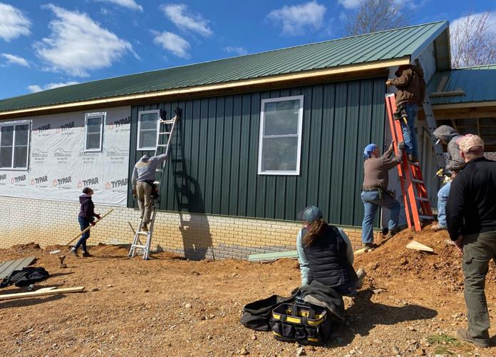 UNK students help rebuild Kentucky home during spring break mission ...