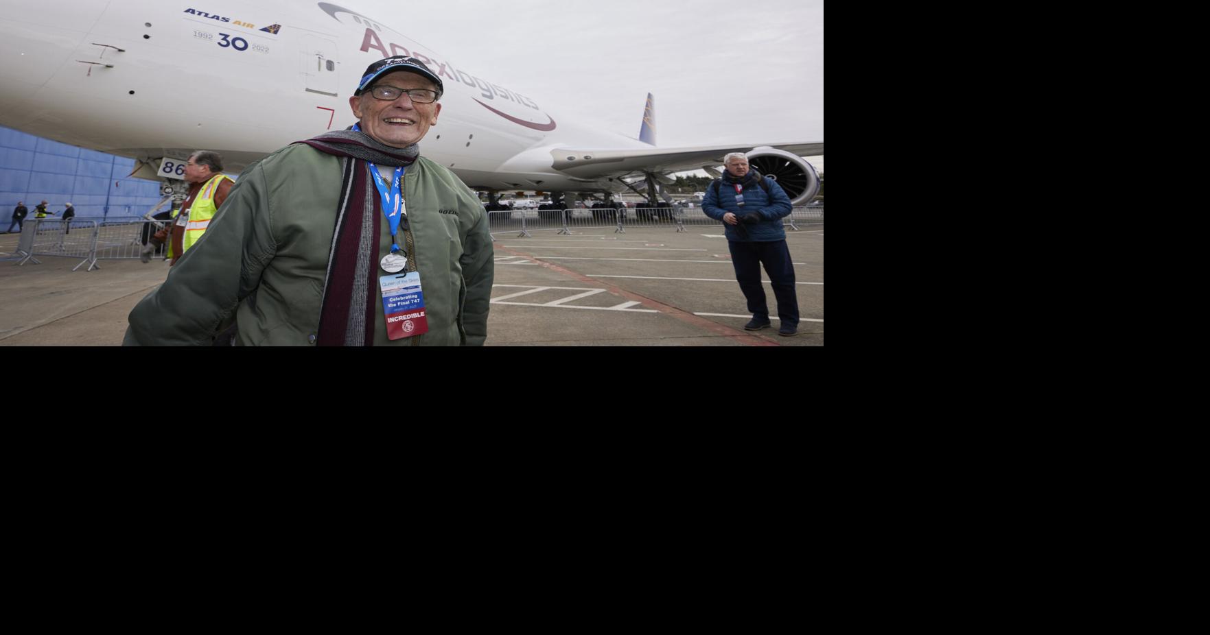 Boeing bids farewell to an icon, delivers last 747 jumbo jet ...