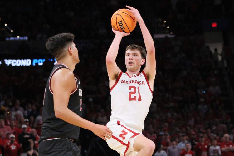 Former Iowa star Payton Sandfort sticking with Nebraska for Sweet 16 ...