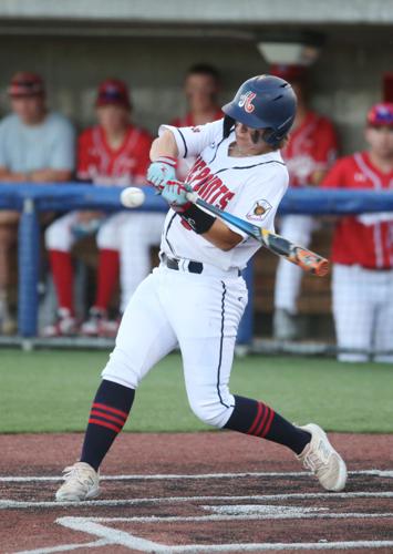 Chiefs break away late from North Platte in ‘very scrappy game ...