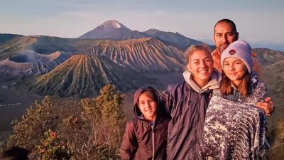 30+ Countries Before Age 10: How This Family Makes Long-Term Nomadic ...