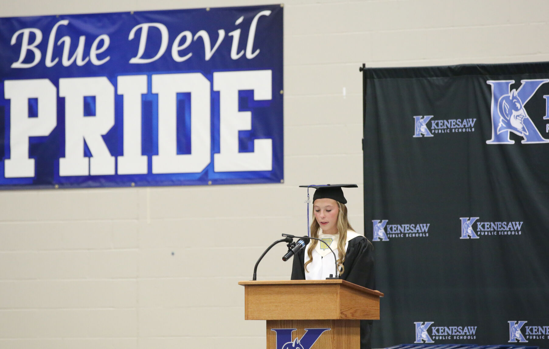 Speakers: Kenesaw graduates should stick together, cherish memories ...