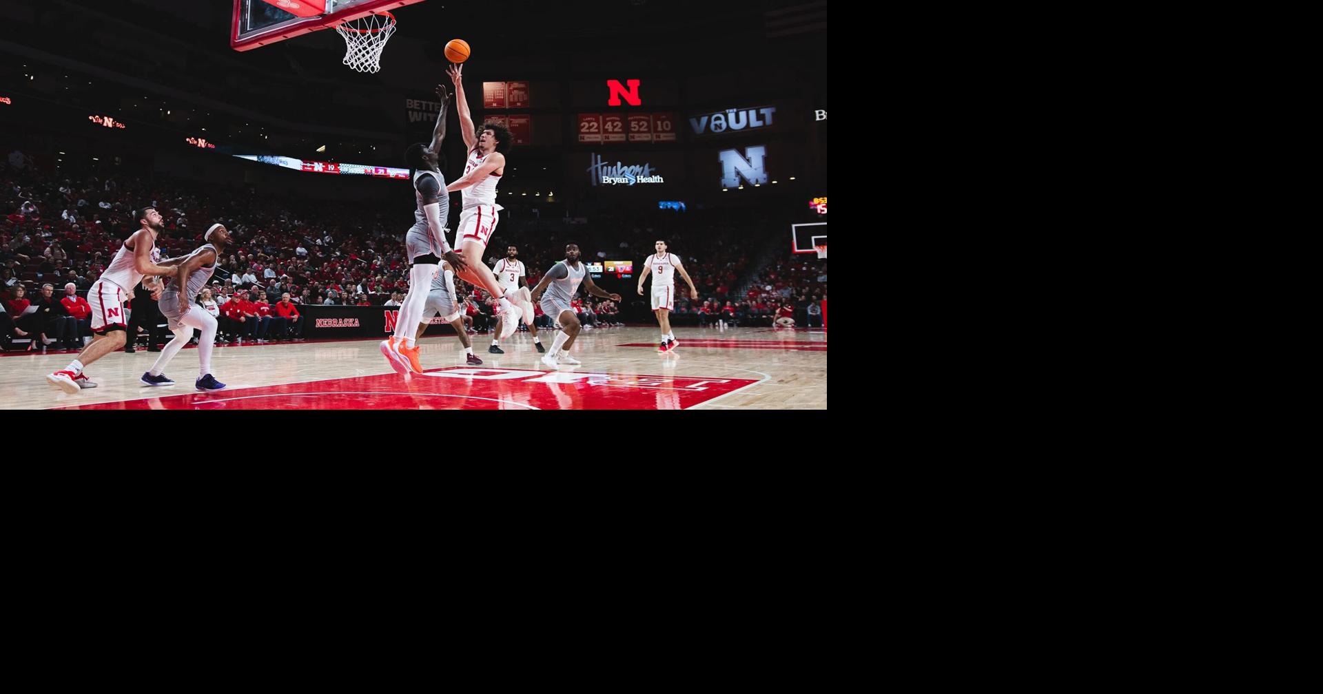 Fred Hoiberg updates status of injured Huskers center Braxton Meah ...