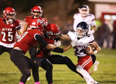 McCook hands Patriots first loss of season | Sports | hastingstribune.com