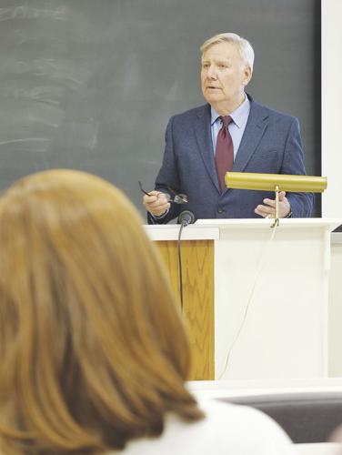 Former congressman shares experience during Cold War ...