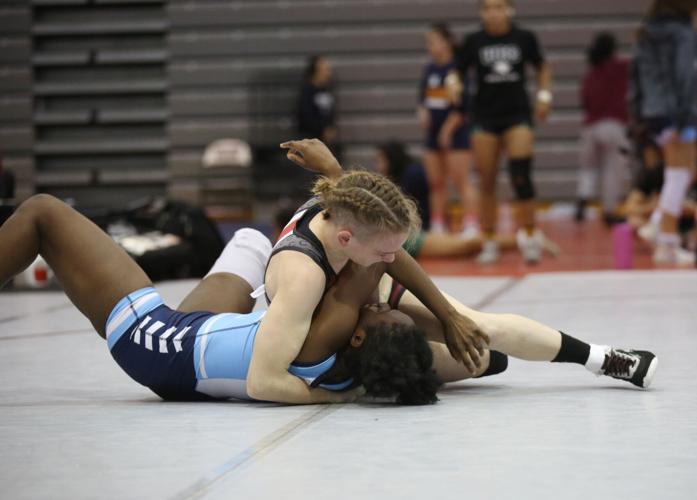 Broncos aspire to build on previous successes with six ranked wrestlers ...