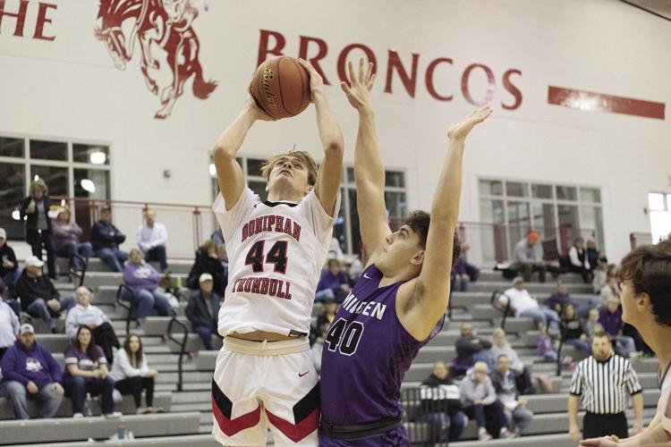 Freshmen Poppe, Volk lead No. 4 Doniphan-Trumbull to win over Minden at ...