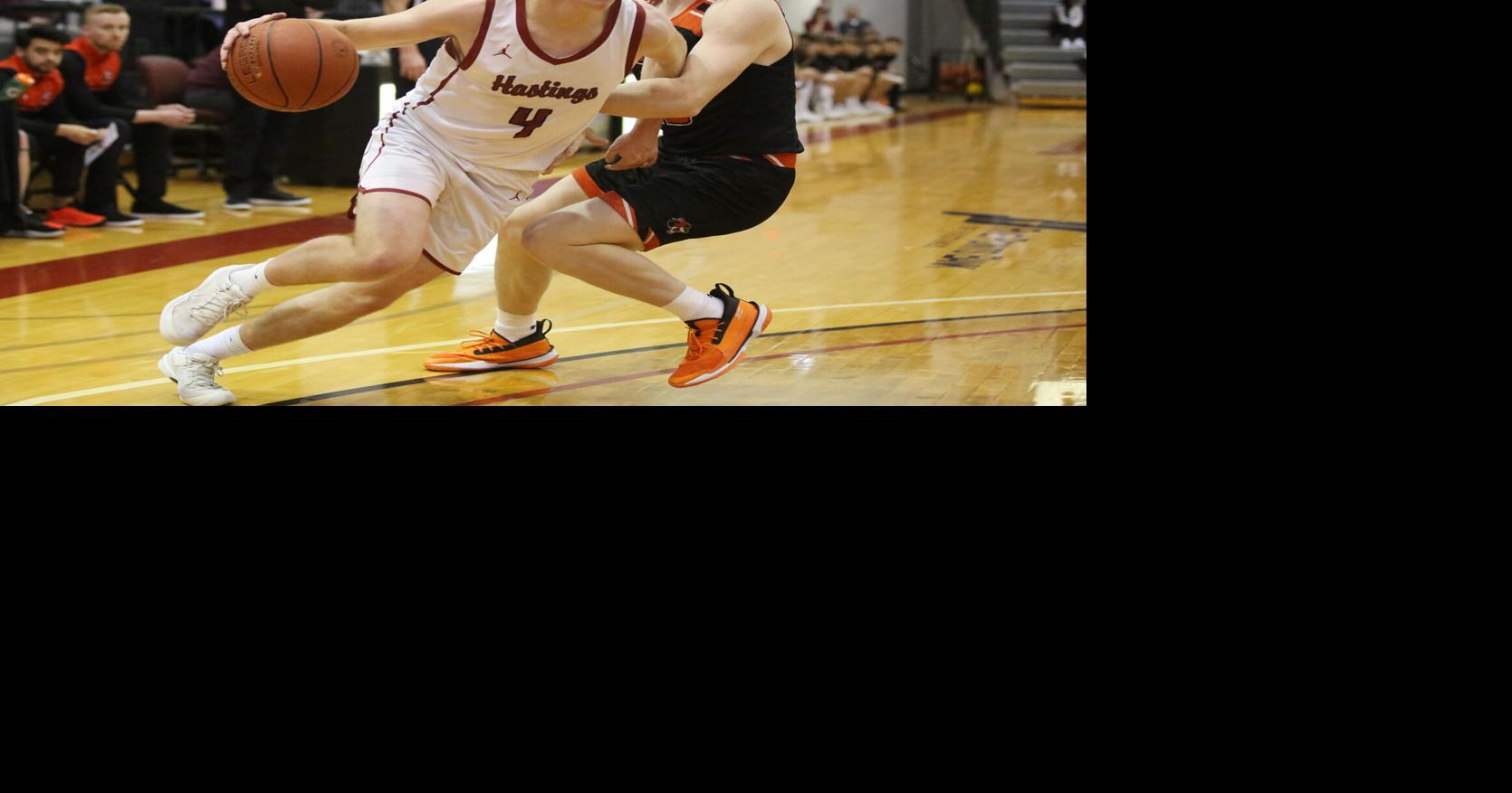Binder notches career-high 27, Broncos hold off Waldorf 71-69 | Sports ...