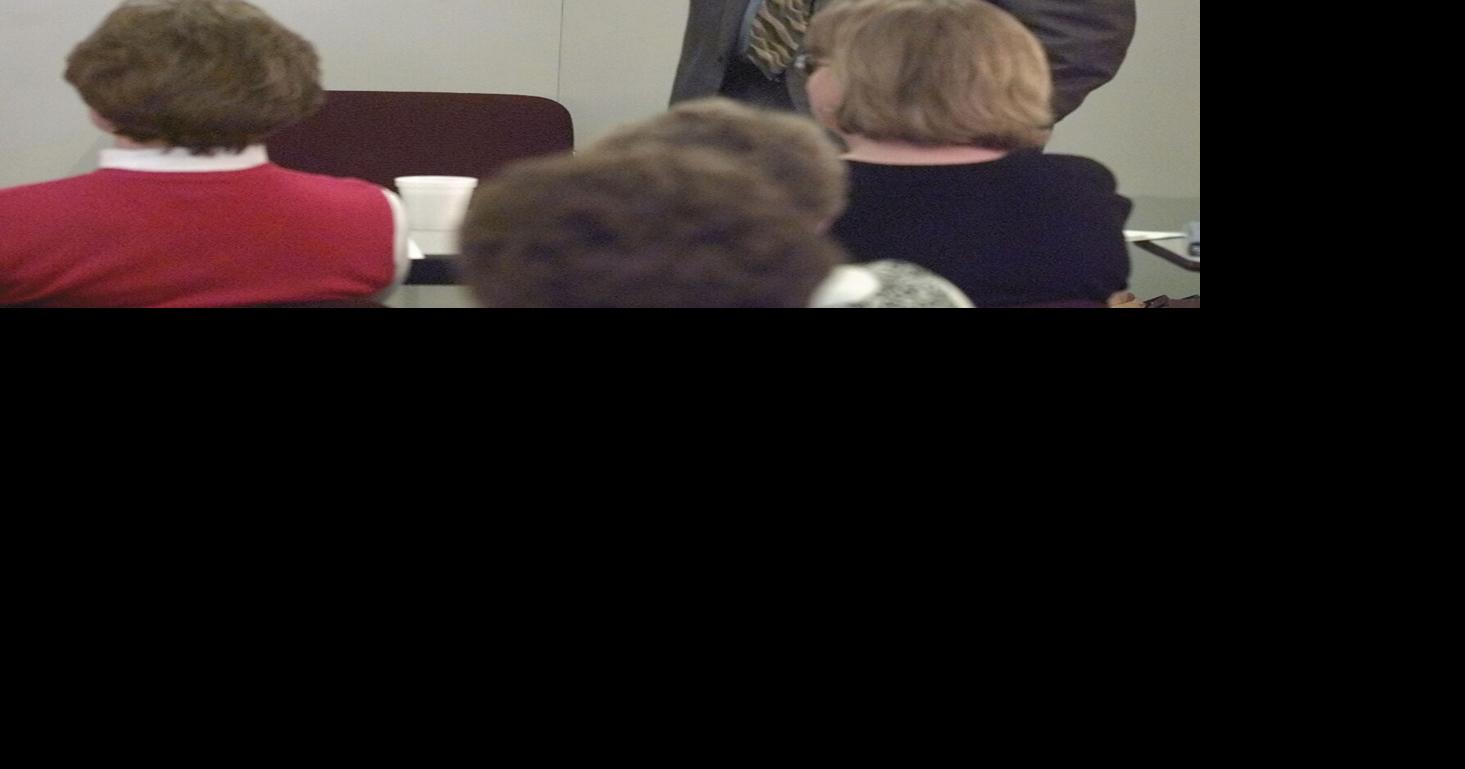 Training begins for new volunteer courtroom bailiff program | History ...