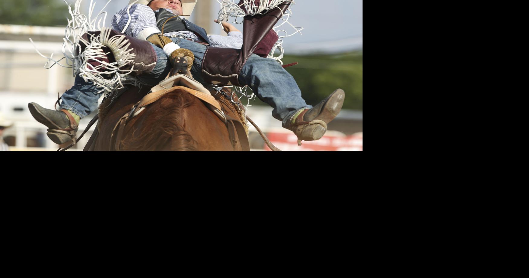 Rodeo stampedes into town | Local News | hastingstribune.com
