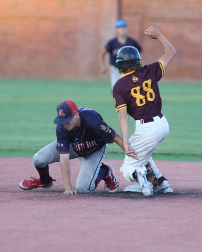 Chiefs kick off Johnny Hopp tournament with mercy-rule win | Sports ...