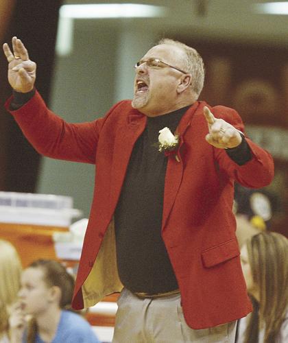 Longtime Sandy Creek coach Russ Ninemire becomes state's winningest ...