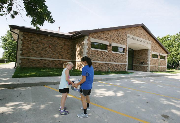 Library gets new cover | News | hastingstribune.com